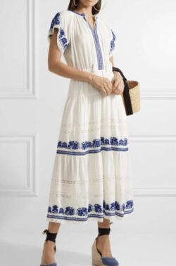 How to Dress Like a Local When You Travel.