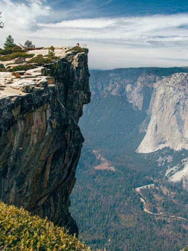 Yosemite Day Hikes & Activities to Beat The Crowds Story | Vagrants Of ...